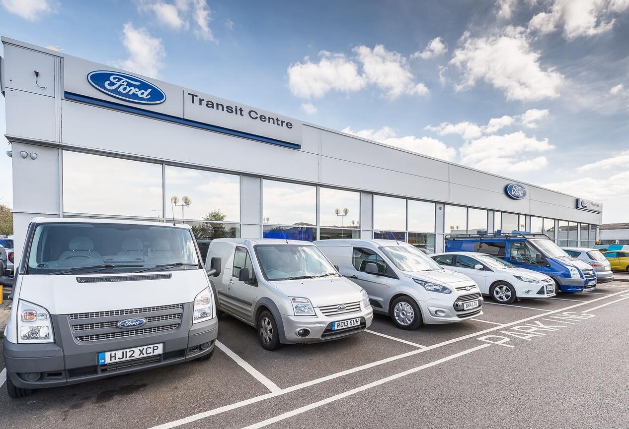Group 1 Ford Basingstoke Transit Centre | Van dealership in Basingstoke ...