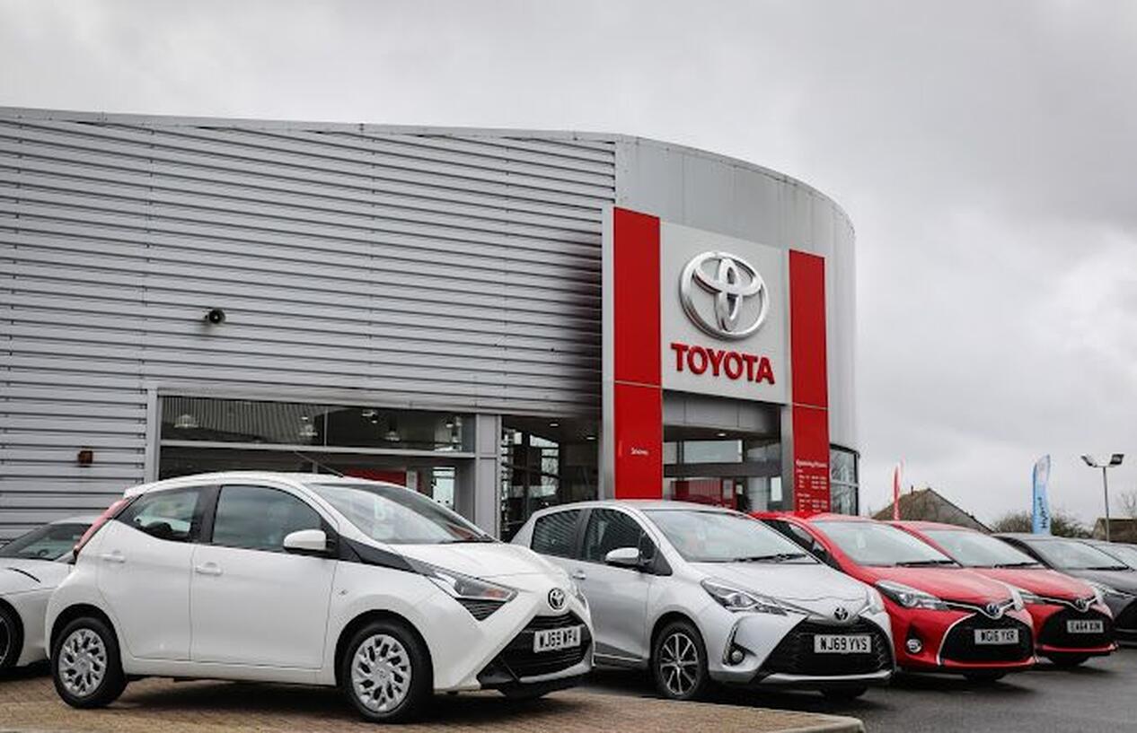 Snows Toyota Plymouth | Car dealership in Plymouth, | AutoTrader