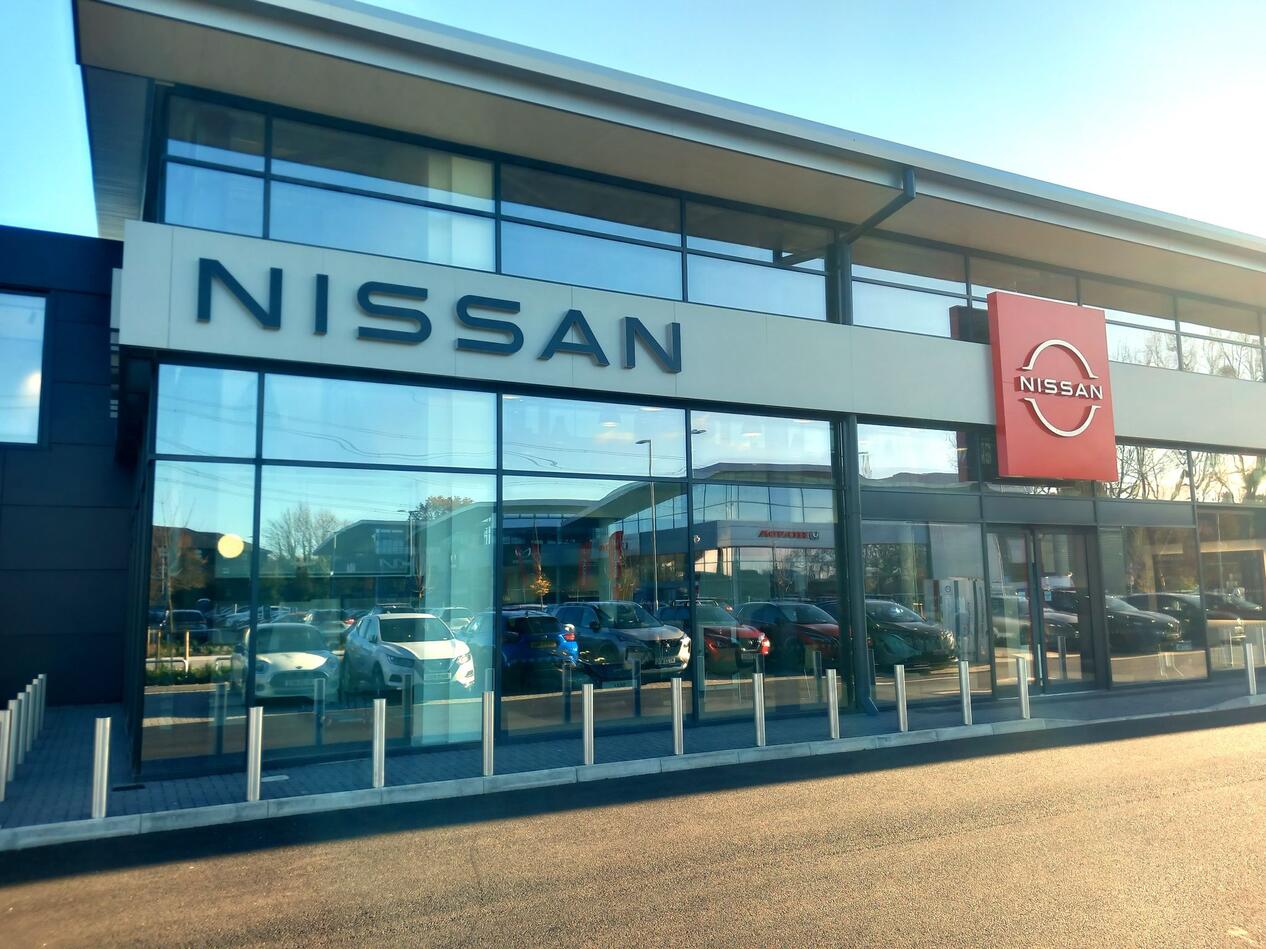Hendy Nissan Van Centre Southampton | Van dealership in Eastleigh ...