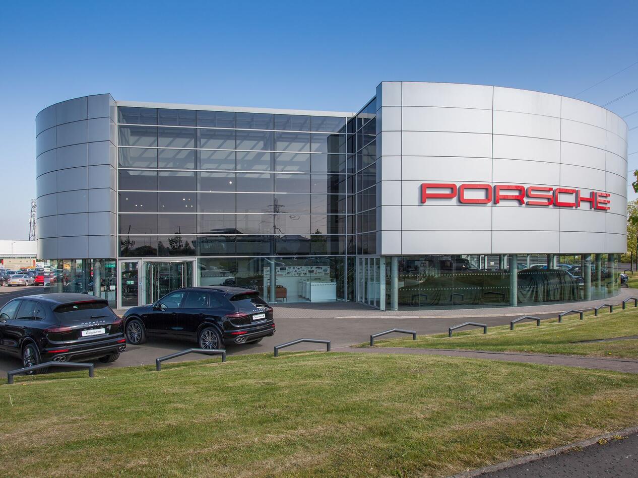 Porsche Centre Glasgow | Car dealership in Renfrew | Autotrader