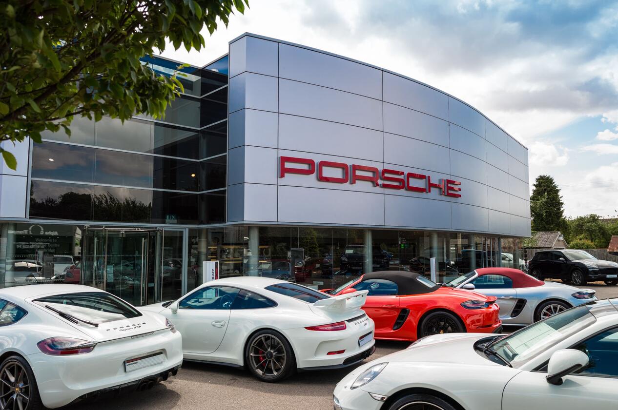Porsche Centre Cambridge | Car dealership in Cambridge | AutoTrader