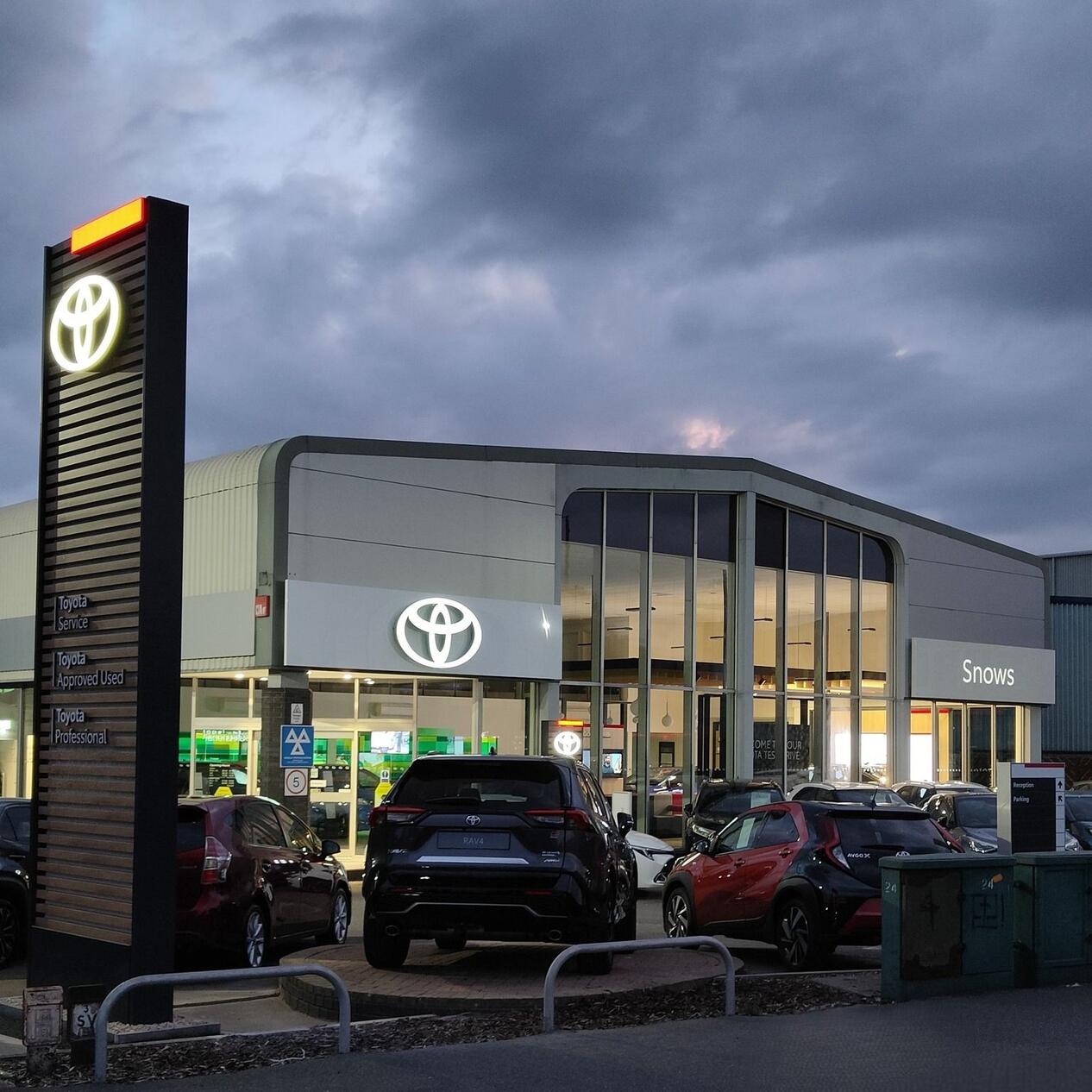 Snows Toyota Southampton | Car dealership in Southampton | Autotrader
