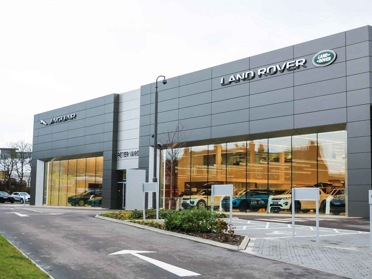Peter Vardy Land Rover | Car dealership in Aberdeen | AutoTrader