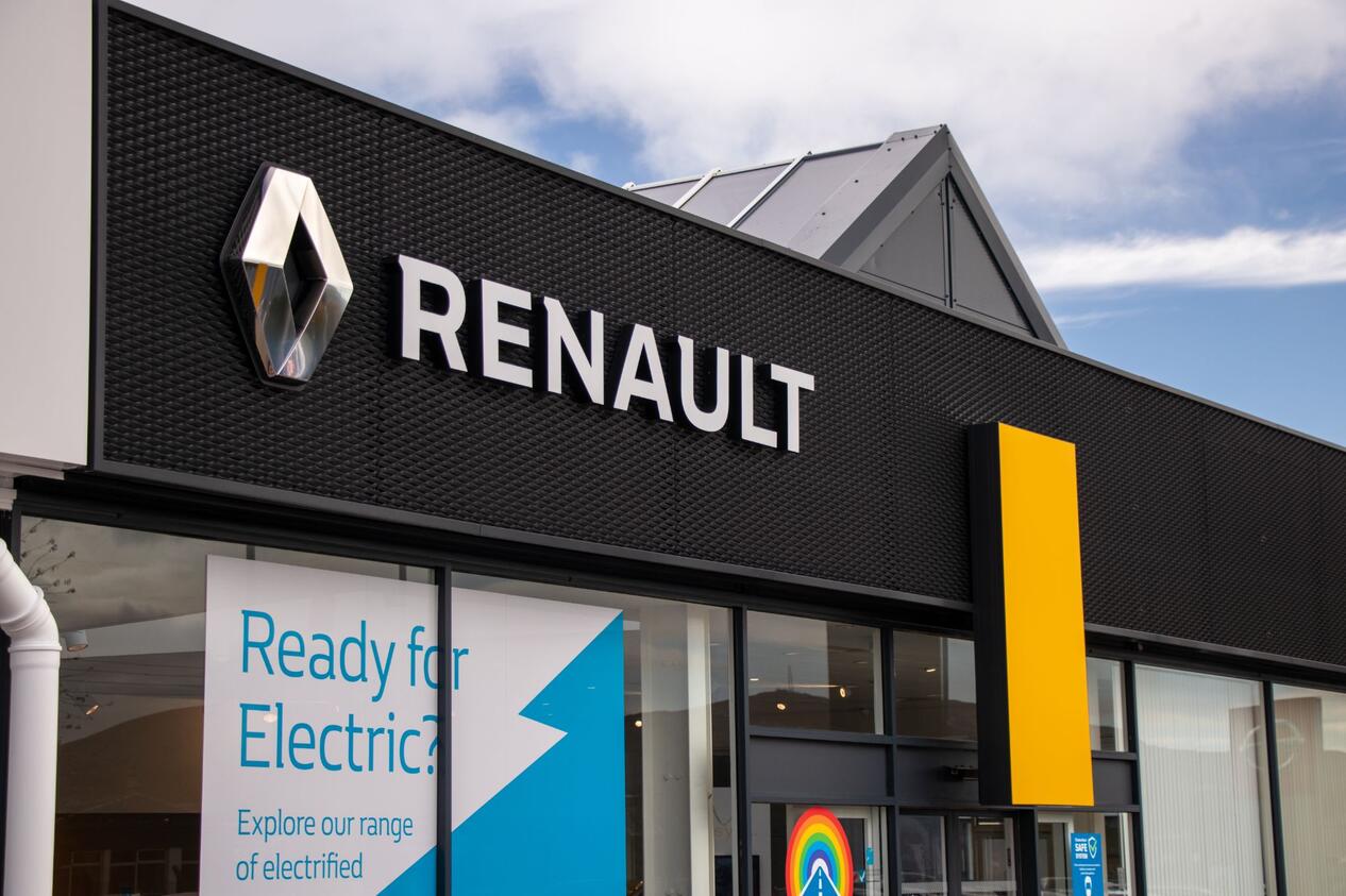 Charles Hurst Renault Newtownabbey | Car dealership in Newtownabbey ...