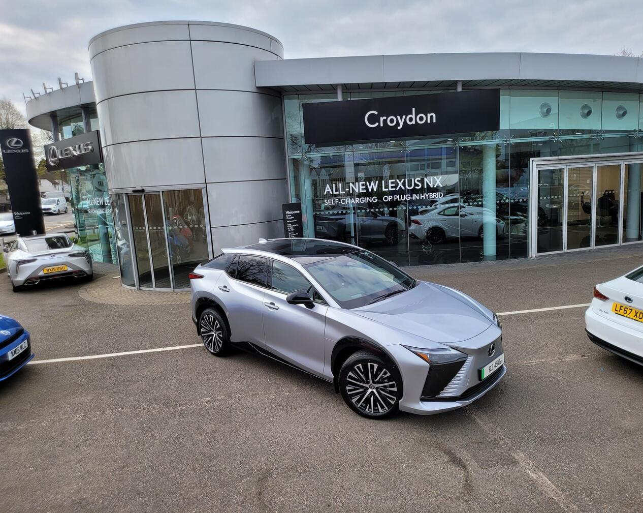 Lexus Croydon | Car dealership in Croydon | AutoTrader