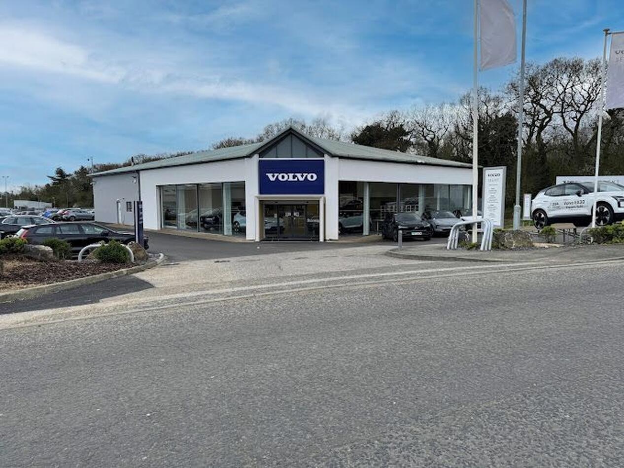 Stoneacre Grimsby Volvo | Car dealership in Humberston | Autotrader