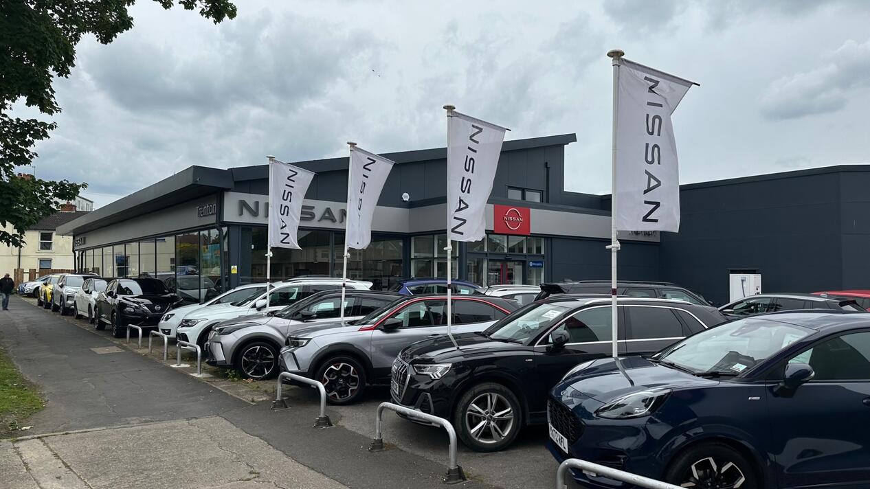 Stoneacre Hull Anlaby Road | Car dealership in Hull | AutoTrader