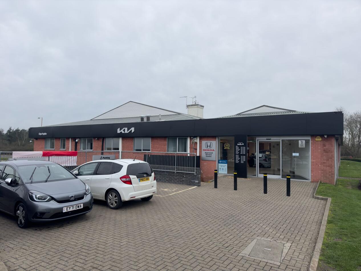 Glyn Hopkin Kia Colchester | Car dealership in Colchester | AutoTrader