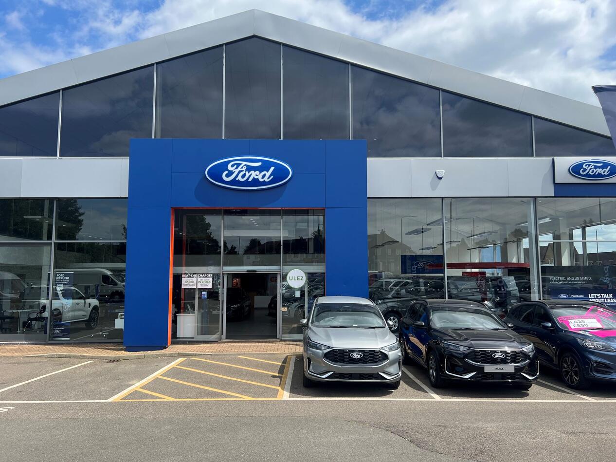 SMC FORD - CRAYFORD | Car dealership in Crayford | Autotrader