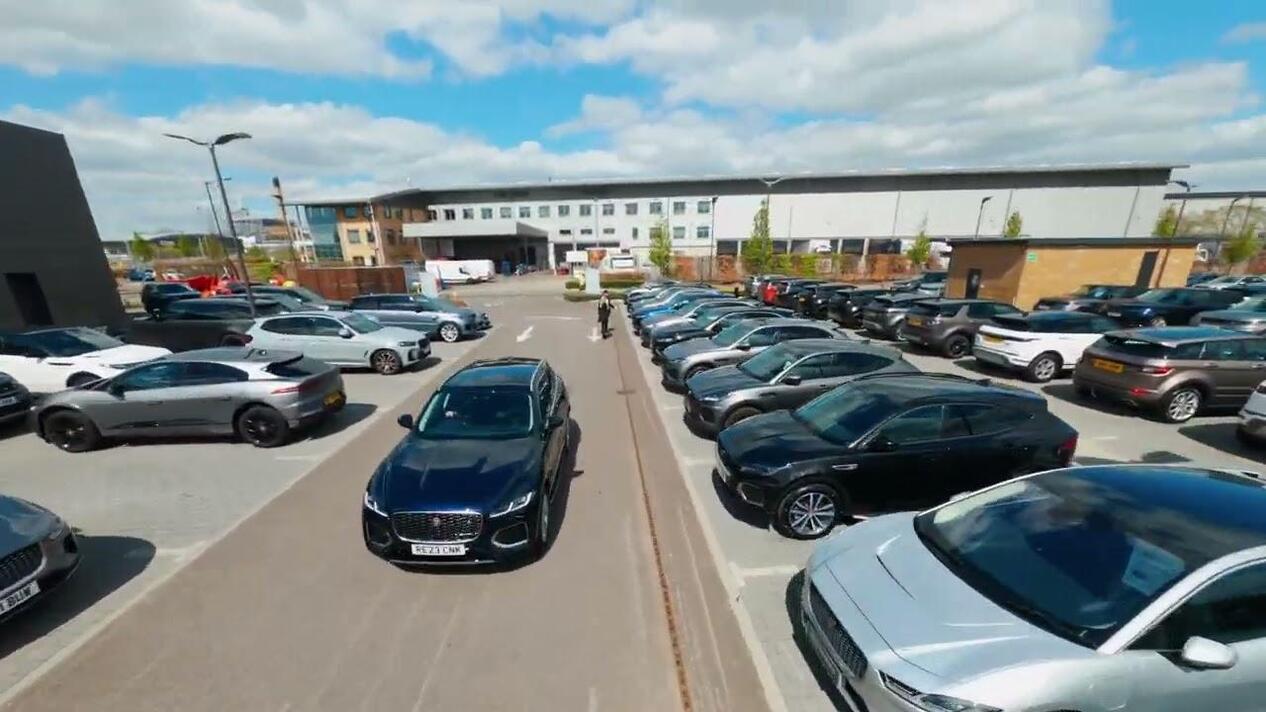 Stratstone Land Rover Slough | Car dealership in Slough | AutoTrader