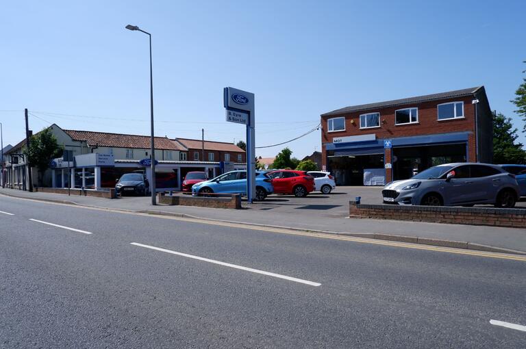 B Eyre And Son Ltd | Car dealership in Tattershall | Autotrader