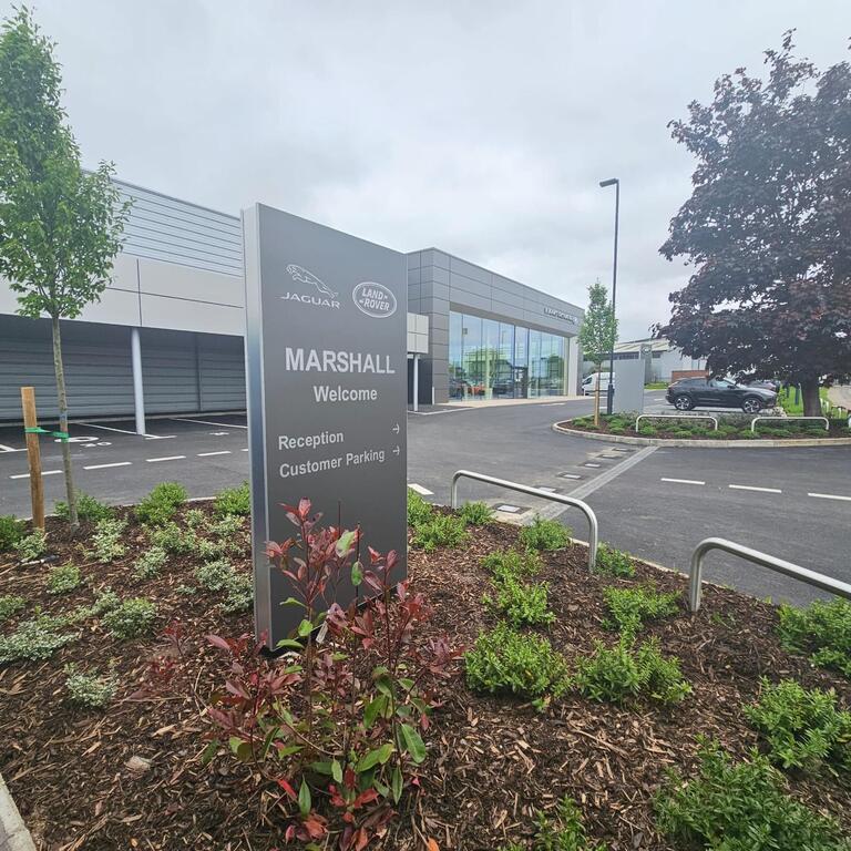 Marshall Land Rover Cheltenham & Gloucester | Car dealership in ...