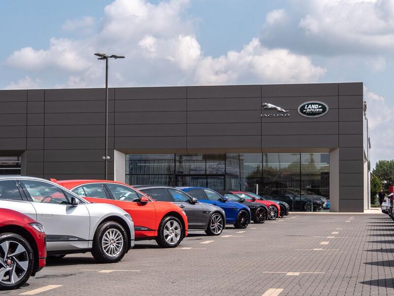 Lloyd Land Rover York | Car dealership in York | AutoTrader