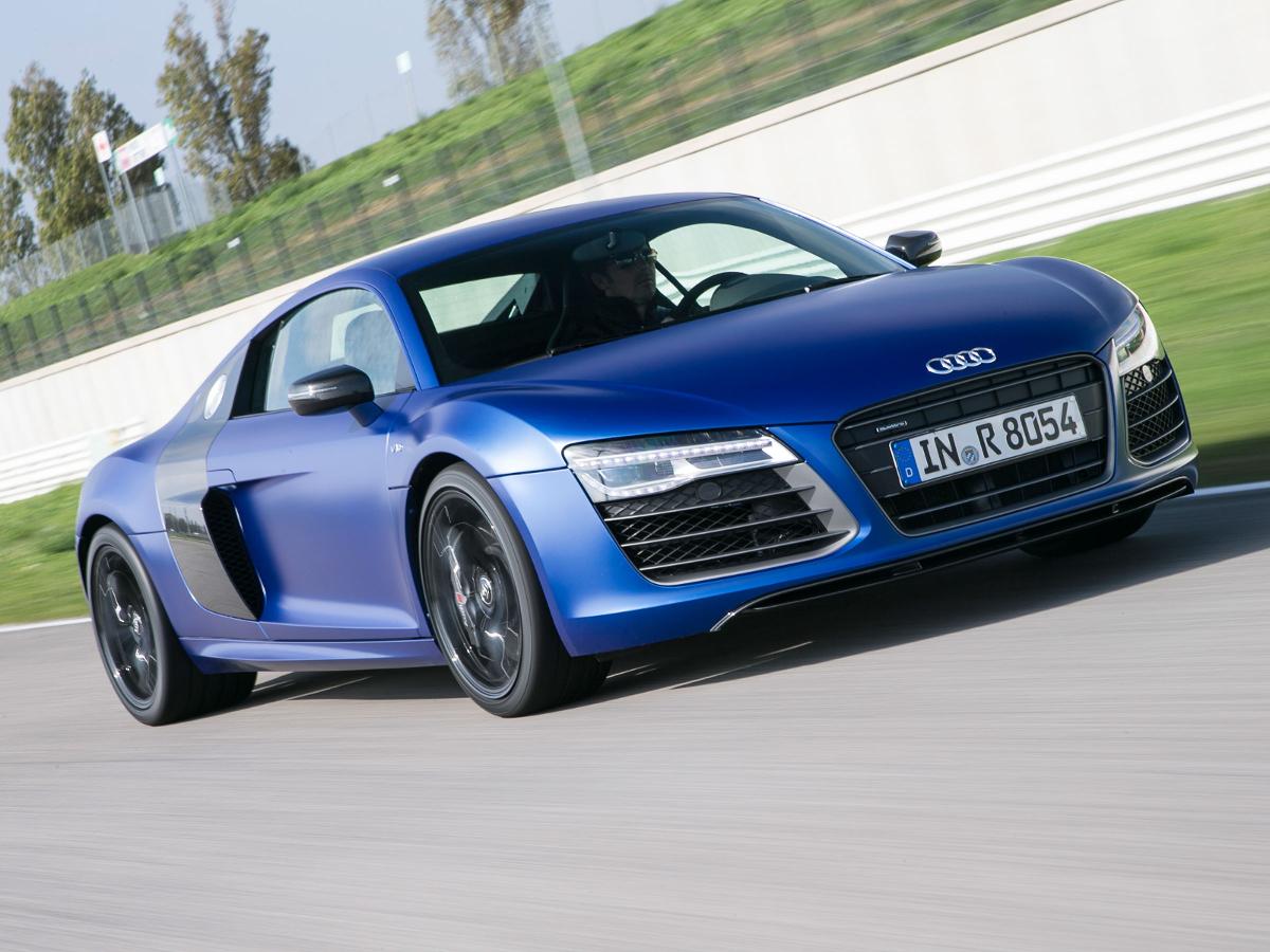 Audi R8 V10 Coupe (2006 - ) review | AutoTrader