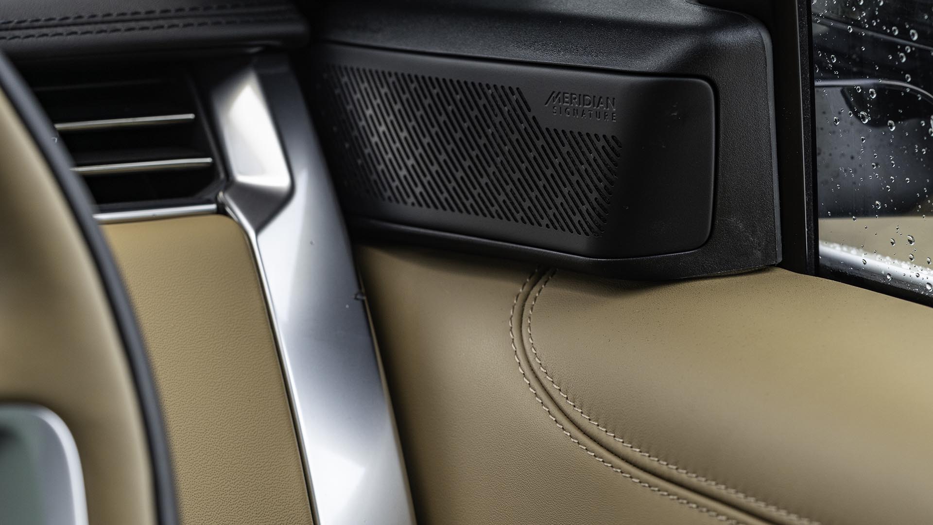 Range Rover Review & Prices 2023 | AutoTrader UK