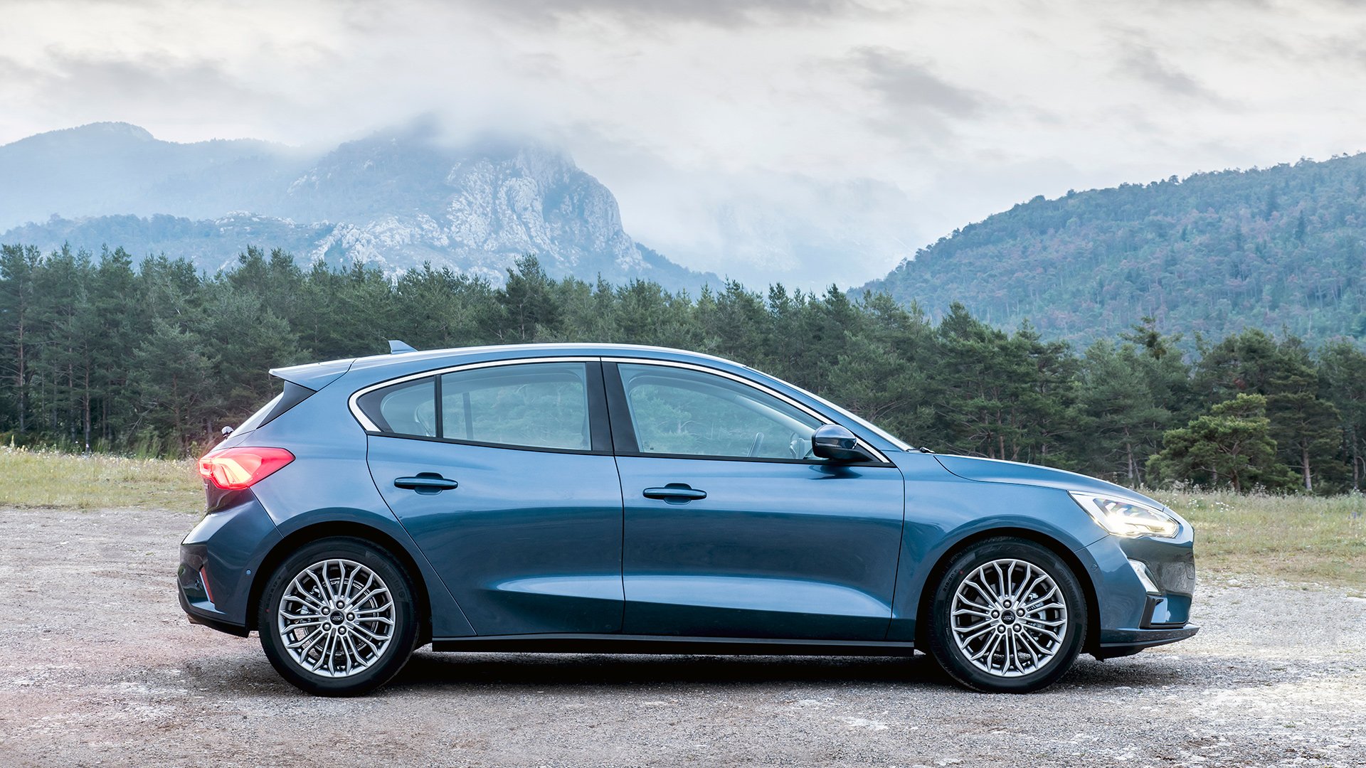 Ford Focus Review & Prices 2023 | AutoTrader UK