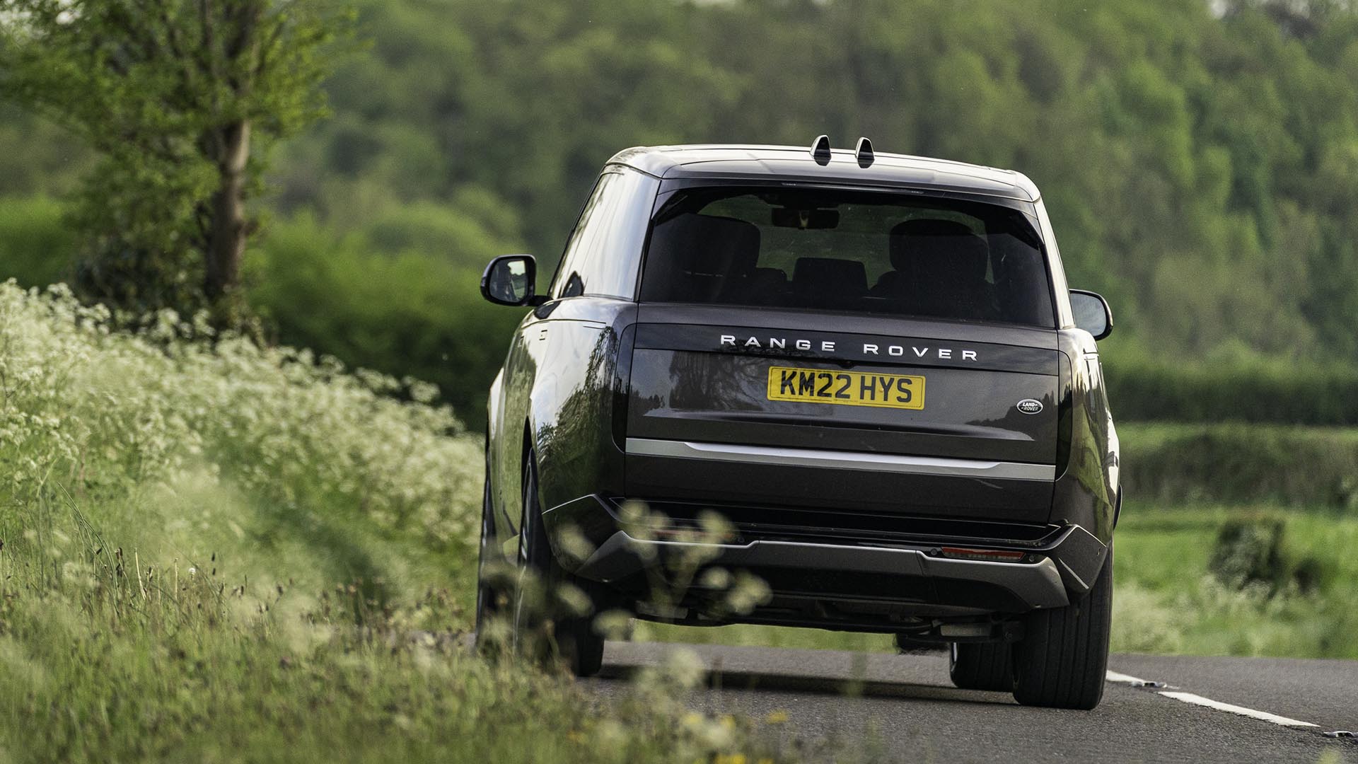 Range Rover Review & Prices 2023 | AutoTrader UK