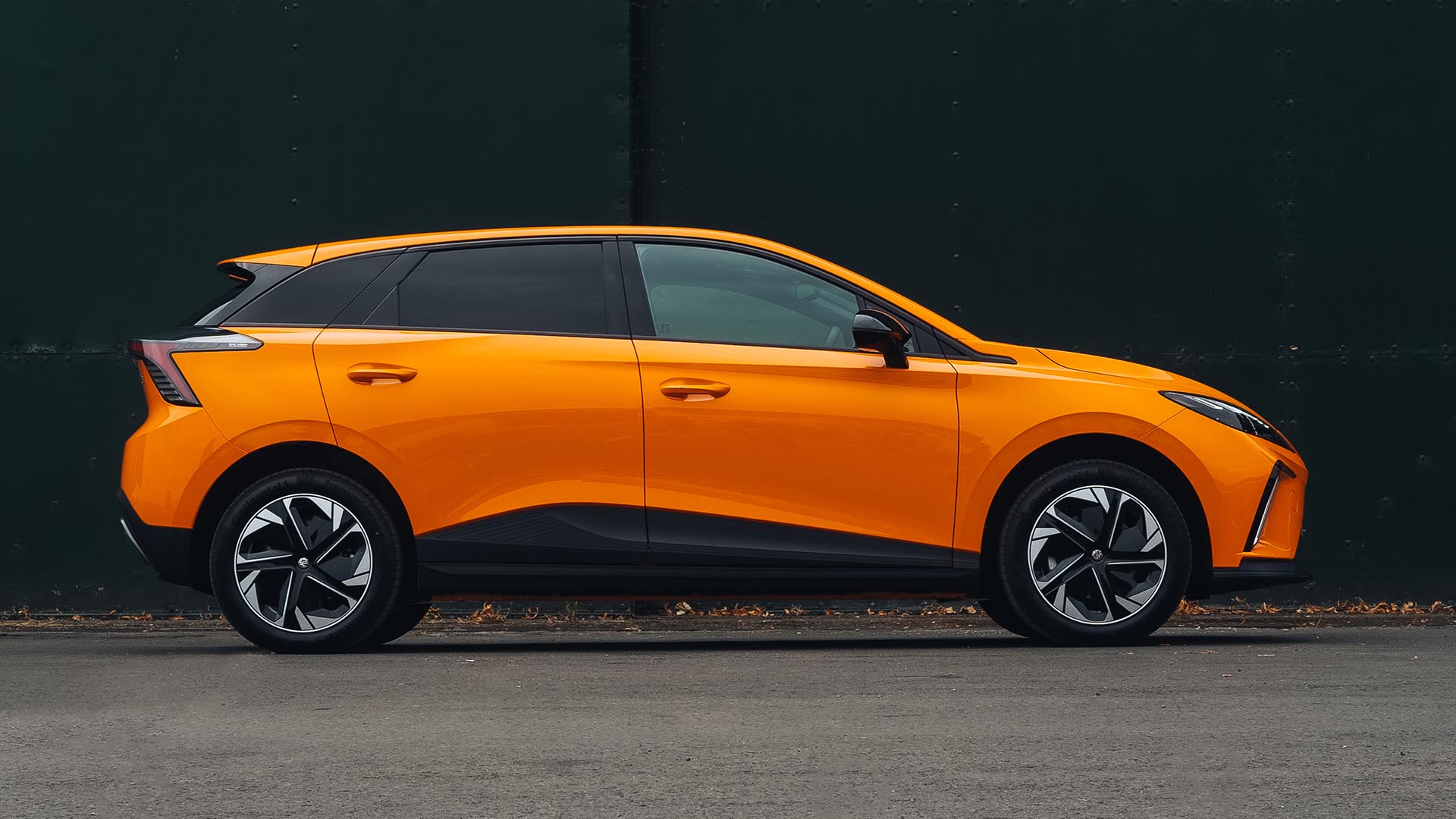 MG4 Review & Prices 2023 | AutoTrader UK