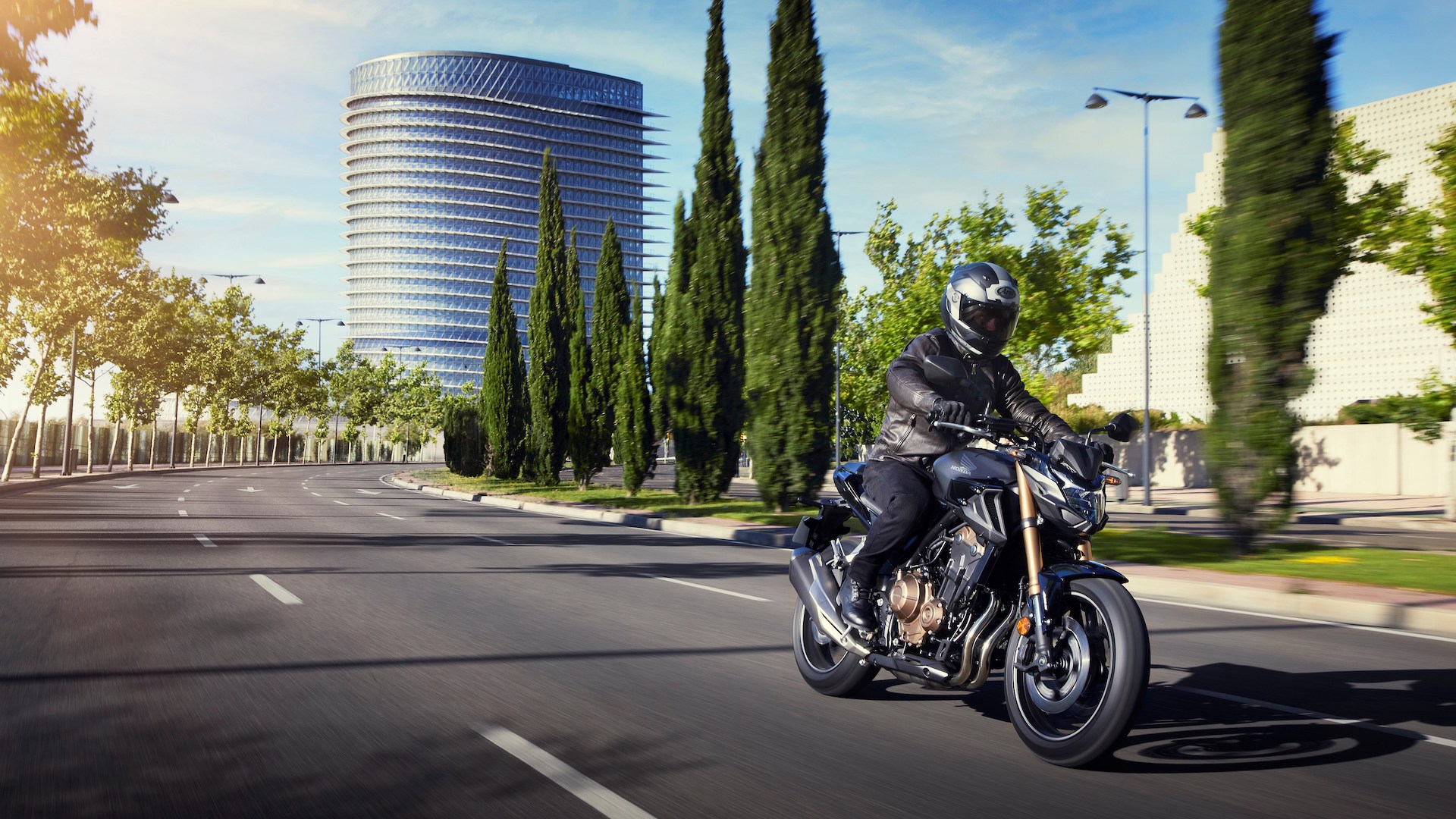 Honda CB500F Naked (2021-) review | Autotrader