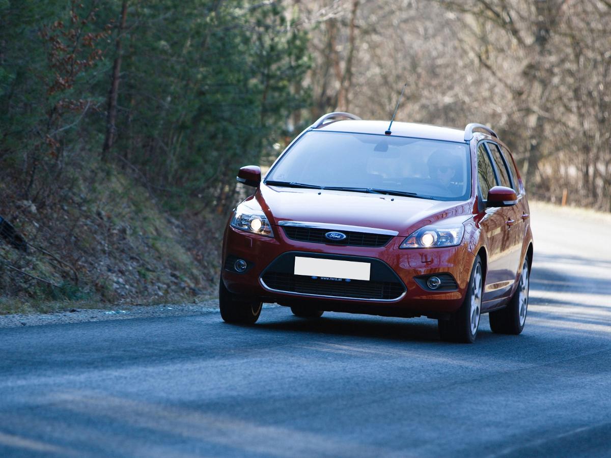 Ford Focus Estate (2005 – 2011) review | AutoTrader