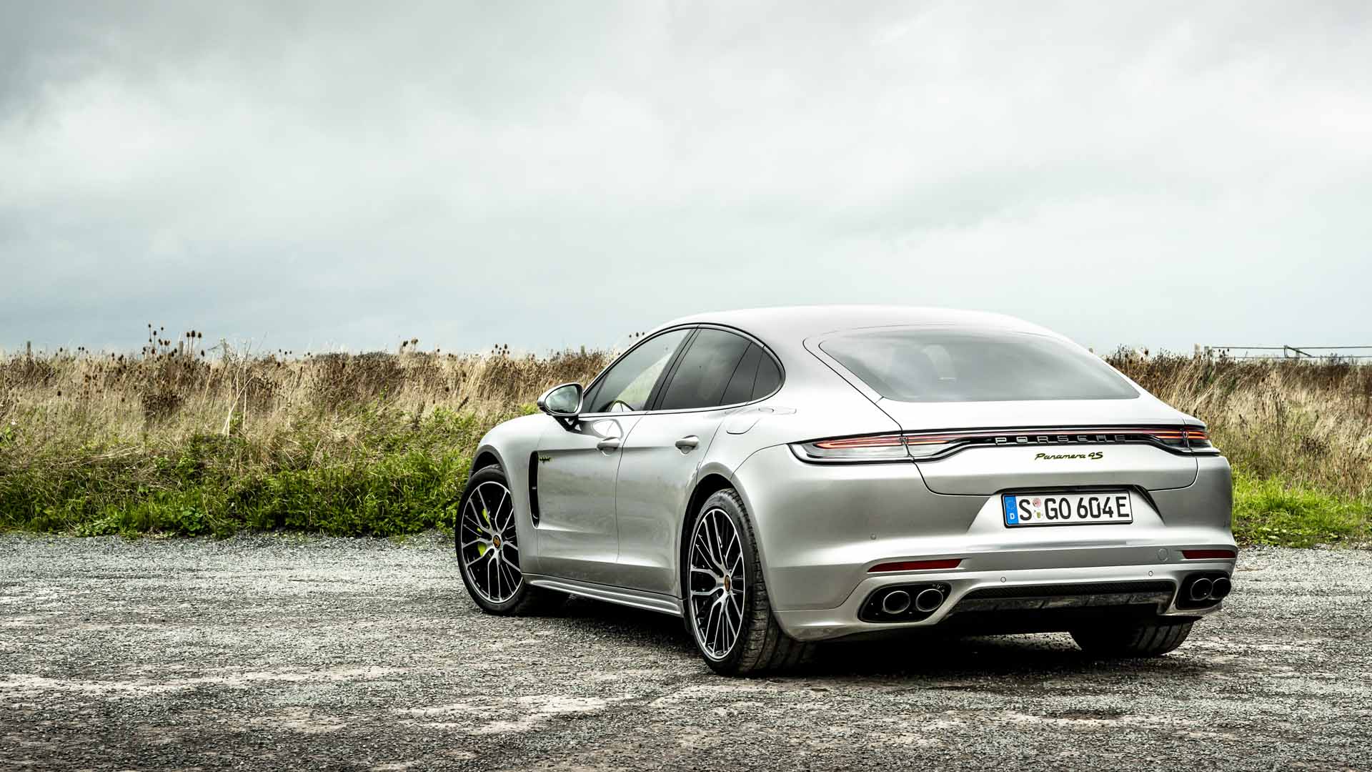 Porsche Panamera Review & Prices 2023 | AutoTrader UK