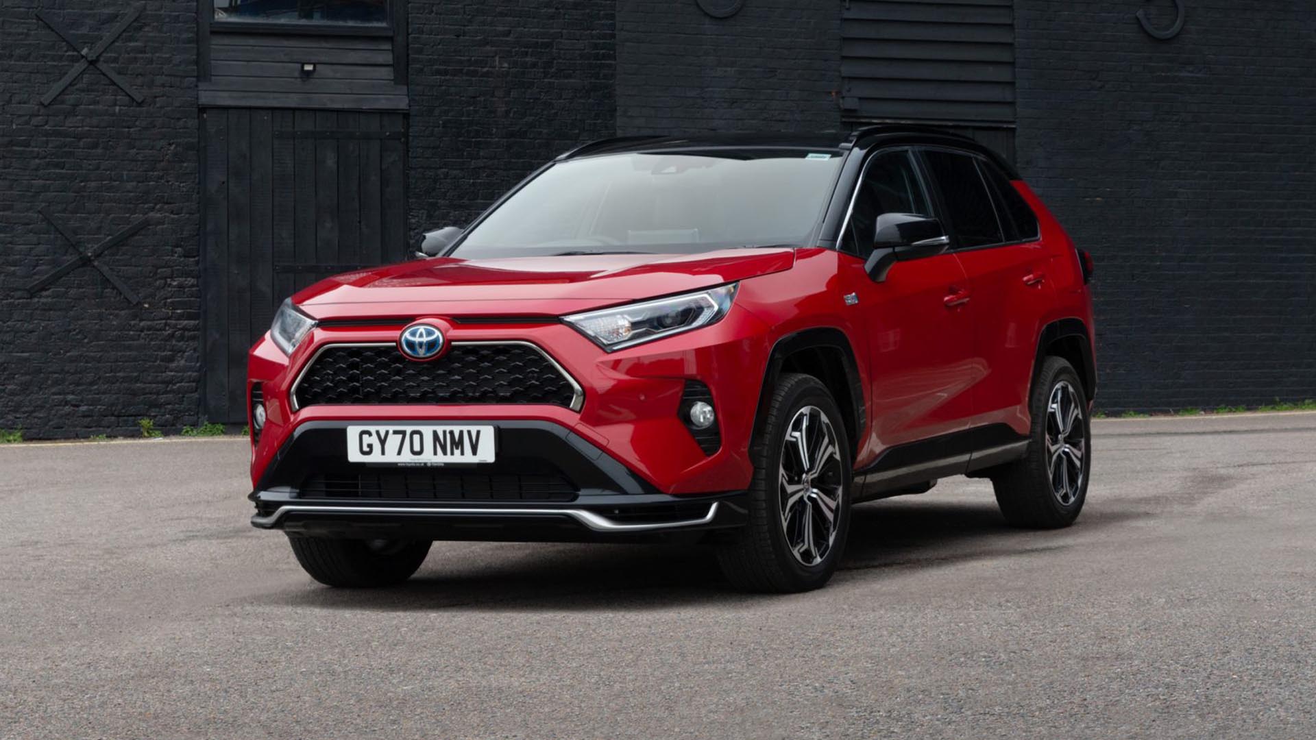 Toyota RAV4 Review & Prices 2023 | AutoTrader UK