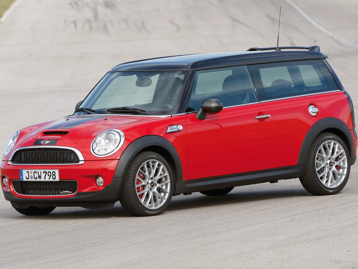 MINI Clubman John Cooper Works estate (2009 – ) review | AutoTrader