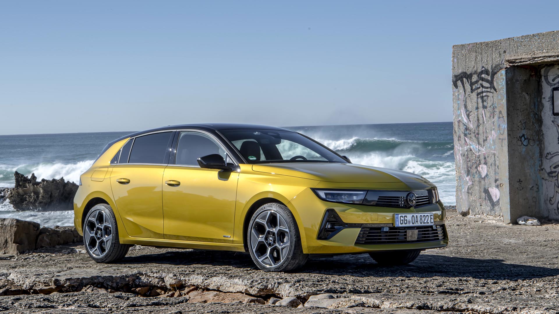 Vauxhall Astra Review & Prices 2023 | AutoTrader UK