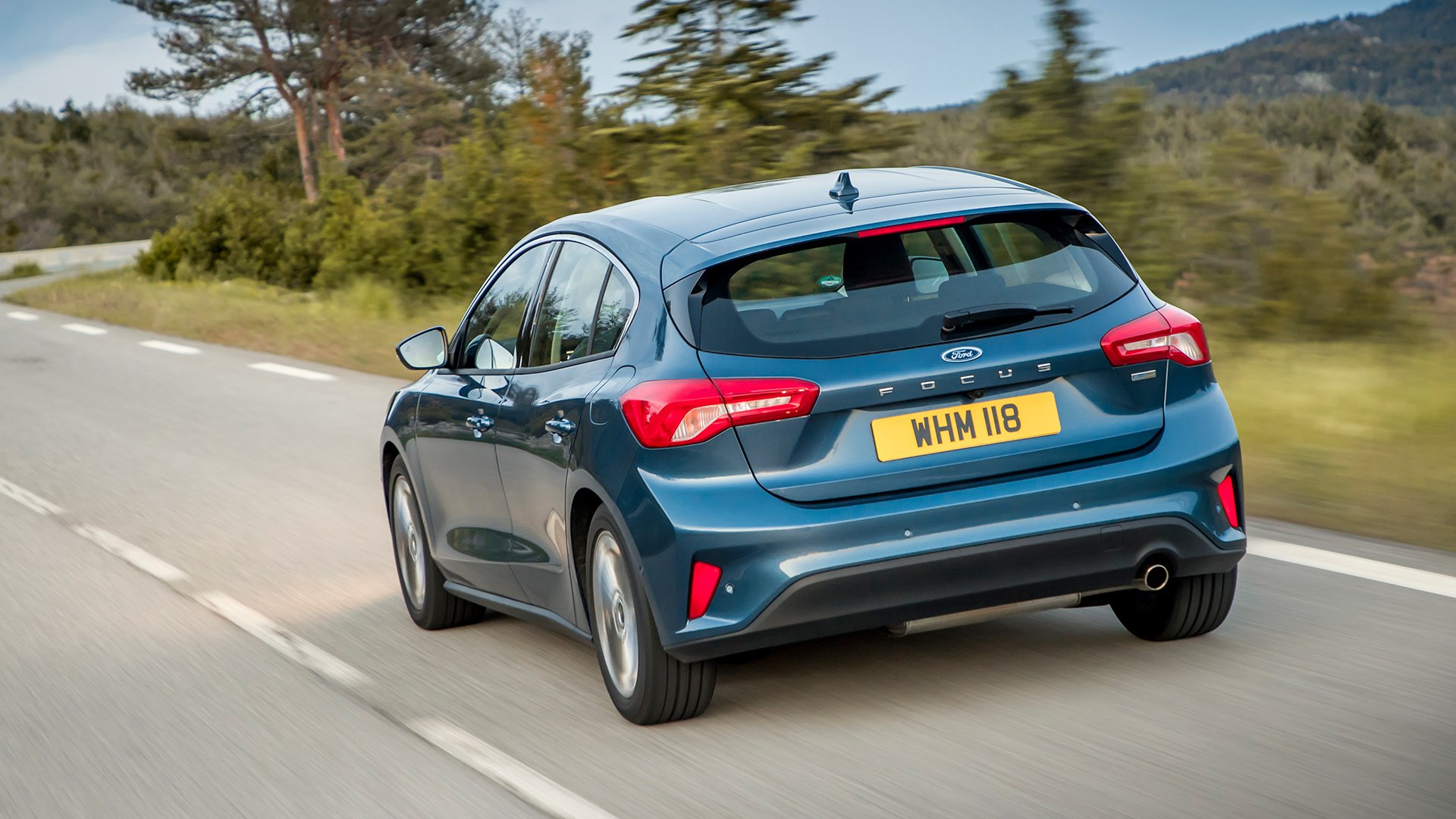 Ford Focus Review & Prices 2023 | AutoTrader UK