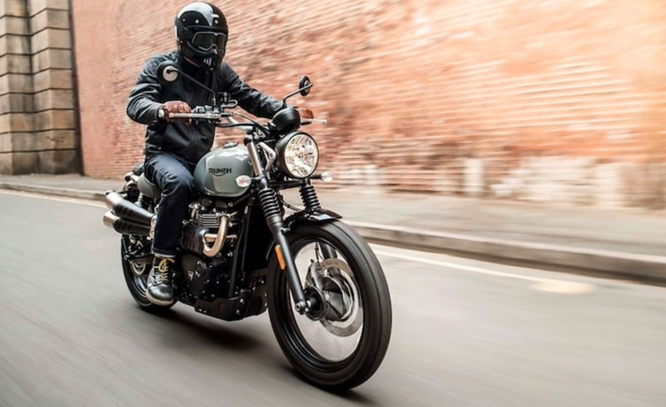 Triumph Speed Triple bikes for sale | AutoTrader Bikes