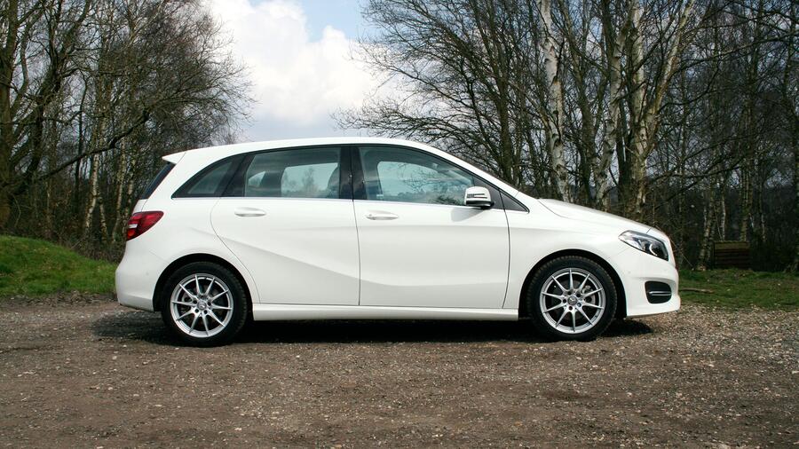 Mercedes-Benz B Class Hatchback (2011 - ) review | Auto Trader UK
