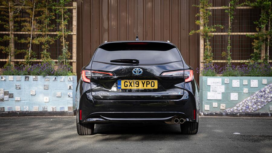 Toyota Corolla Touring Sports estate (2019 - ) review | Auto Trader UK