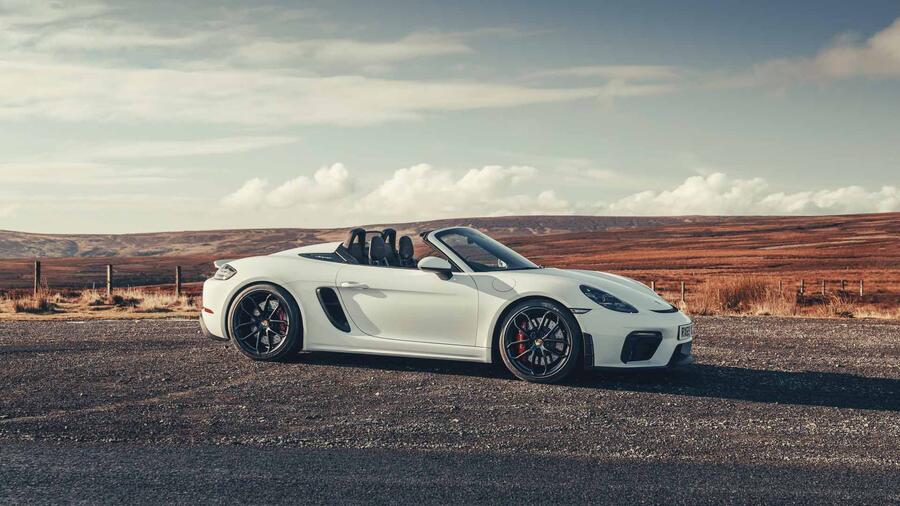 Porsche 718 Spyder Convertible (2019 - ) review | Auto Trader UK
