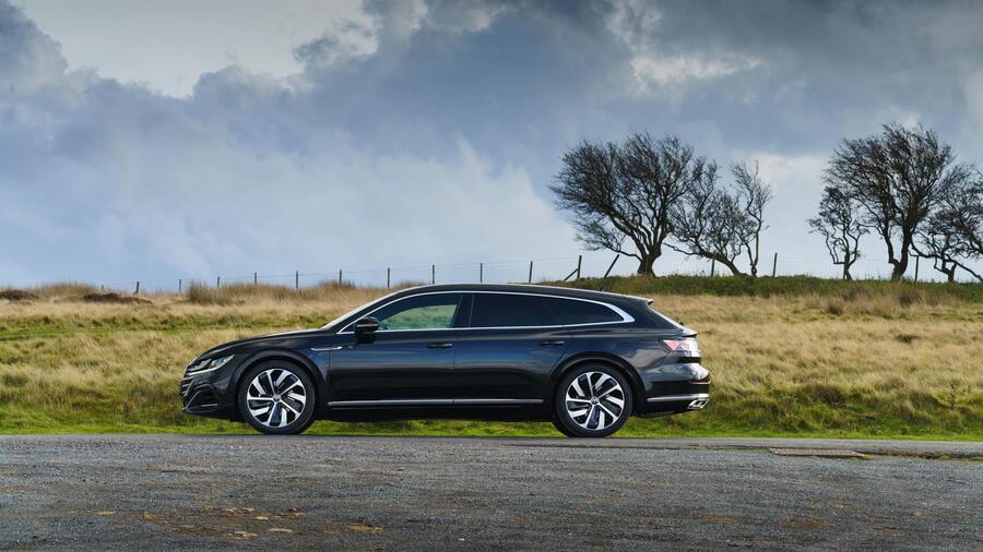 Volkswagen Arteon Estate (2020 - ) review | Auto Trader UK