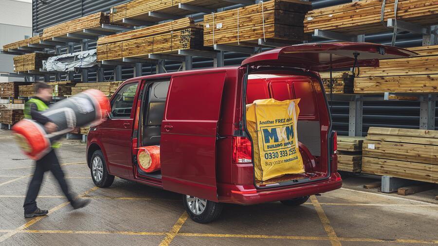 Volkswagen Transporter (2020) review | Auto Trader UK
