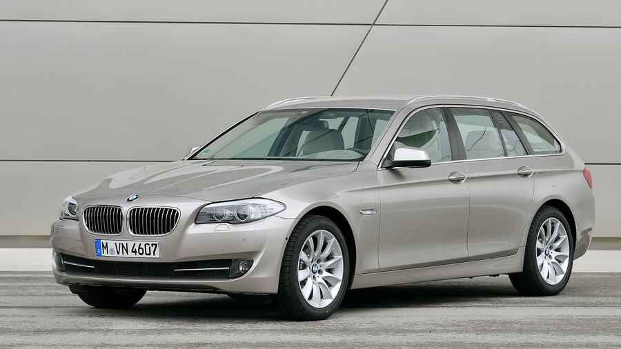 BMW 5 Series Estate (2010 - ) review | Auto Trader UK