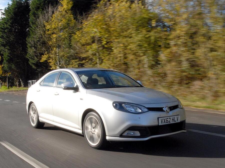 MG MG6 Hatchback (2011 - ) review | Auto Trader UK