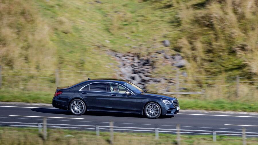 Mercedes-Benz S-Class saloon (2017 - ) review | Auto Trader UK