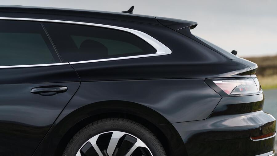 Volkswagen Arteon Estate (2020 - ) review | Auto Trader UK