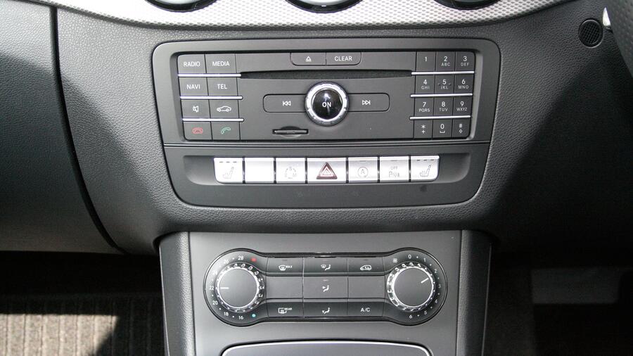 Mercedes-Benz B Class Hatchback (2011 - ) review | Auto Trader UK