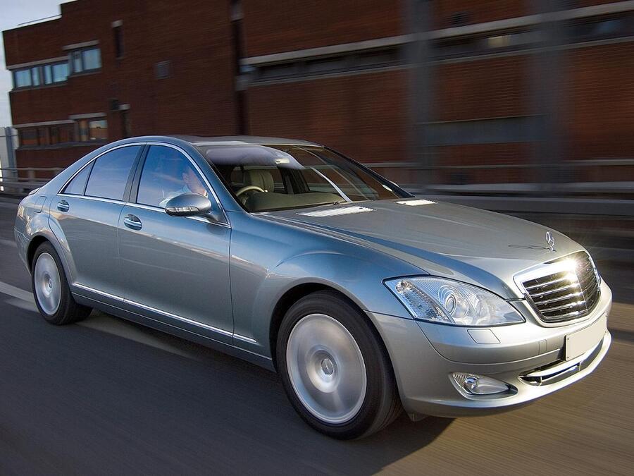 Mercedes-Benz S Class Saloon (2009 - ) review | Auto Trader UK