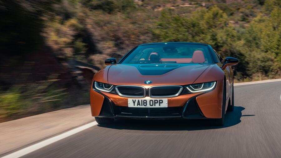 BMW i8 Roadster convertible (2018 - ) review | Auto Trader UK
