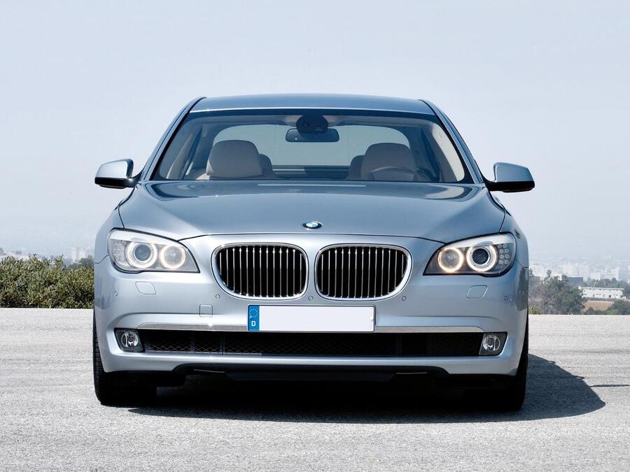 BMW 7 Series Saloon (2008 - 2012) review | Auto Trader UK
