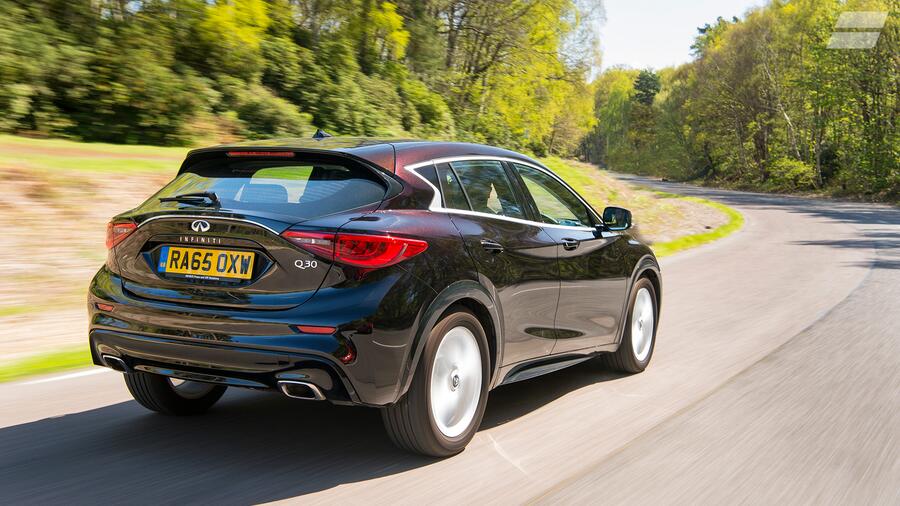 Infiniti Q30 Hatchback (2015 - ) review | Auto Trader UK
