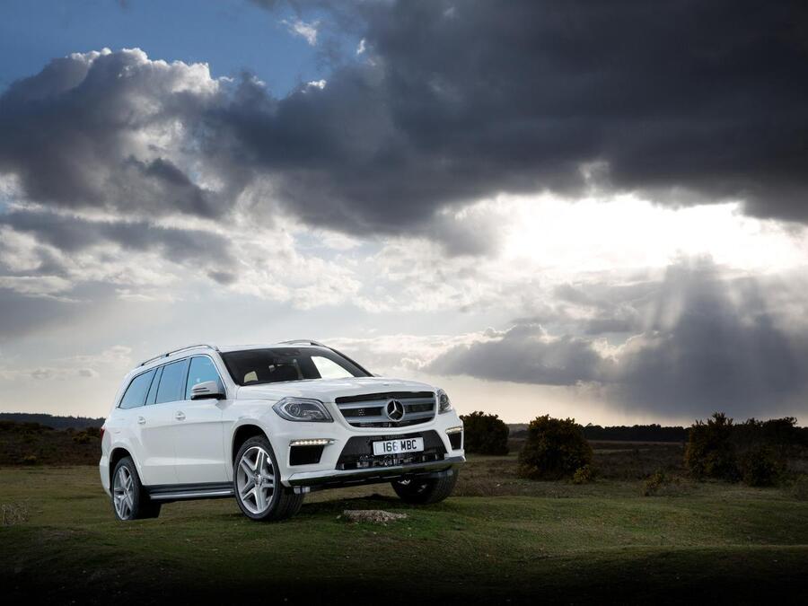 Mercedes-Benz GL 4×4 (2013 – ) review | Auto Trader UK