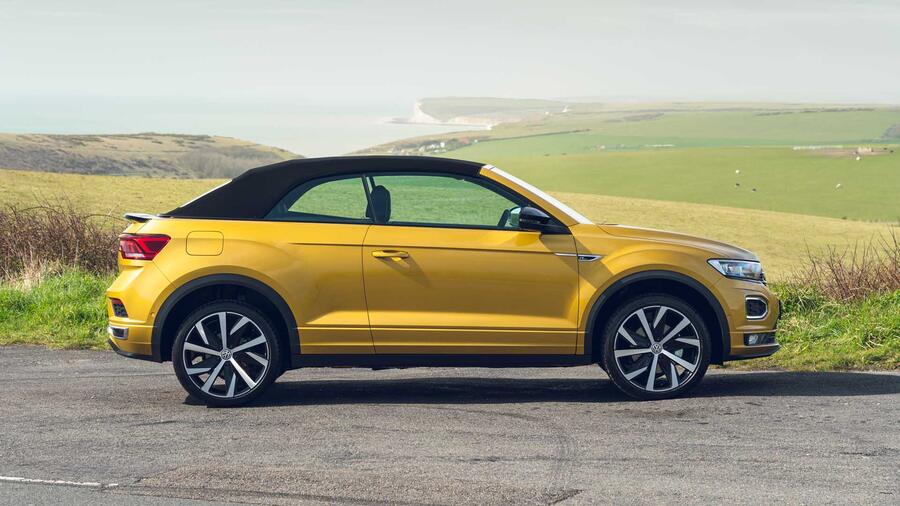 Volkswagen T-Roc Convertible (2020 - ) review | Auto Trader UK