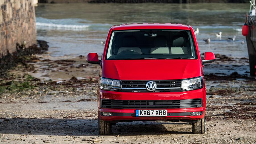 Volkswagen Transporter panel van (2015 - ) review | Auto Trader UK