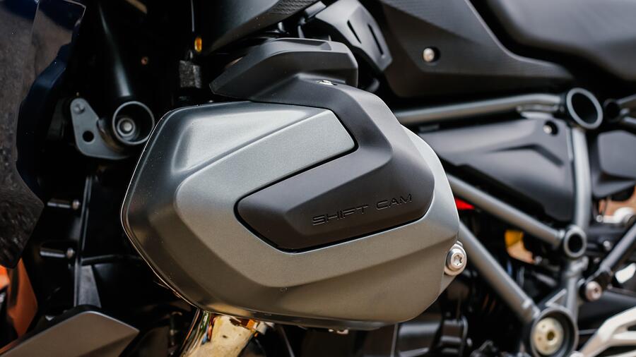 BMW R1250RS Sports Tourer (2019 - ) review | Auto Trader UK